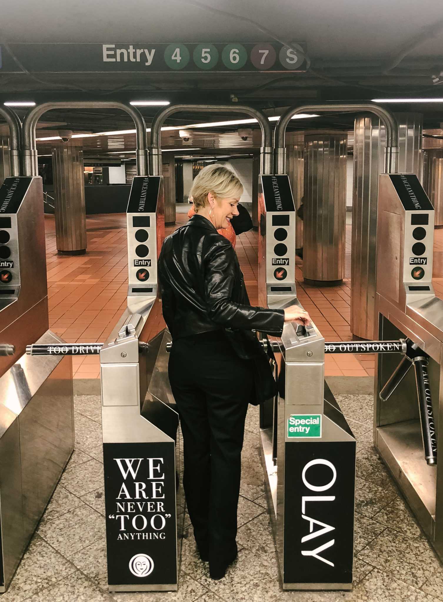 24 Hours in New York - Kerrie Kelly